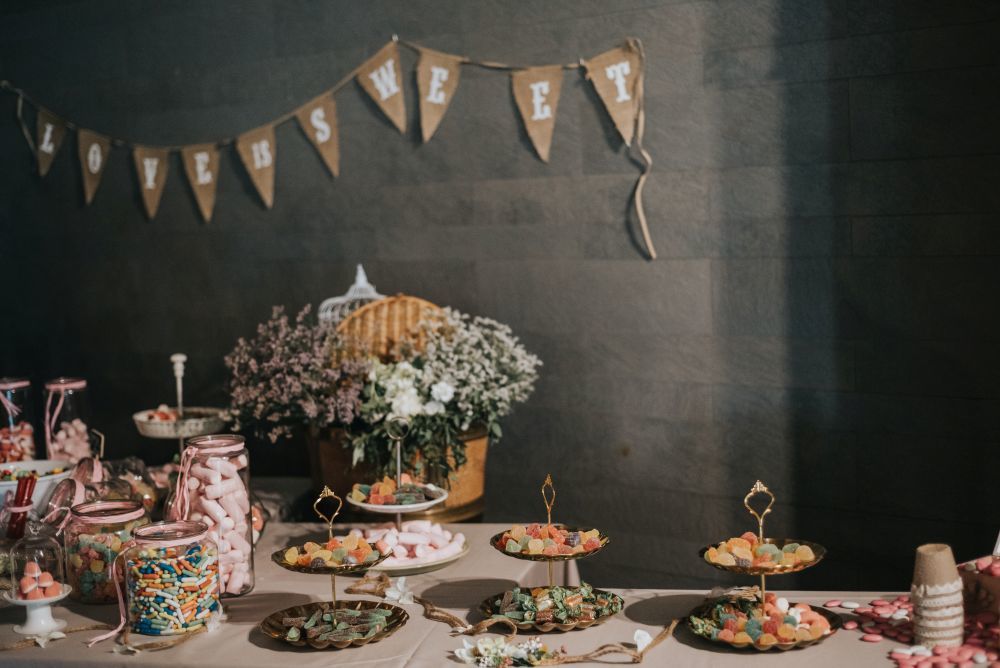 El Candy Bar | Una boda en un pueblo medieval y con vistas al...