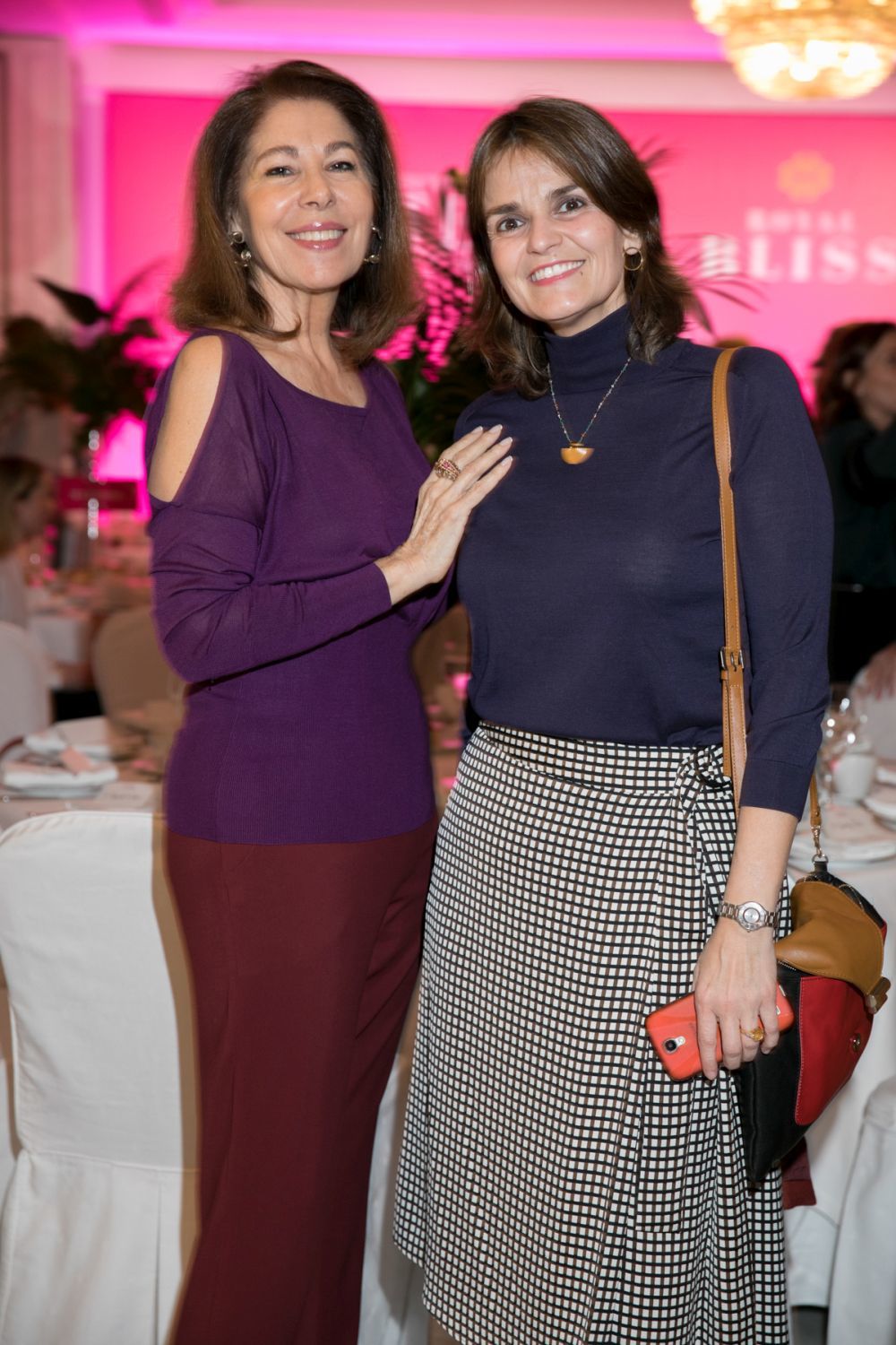 La periodista, Lola Carretero e Isabel Corchado, directora de...