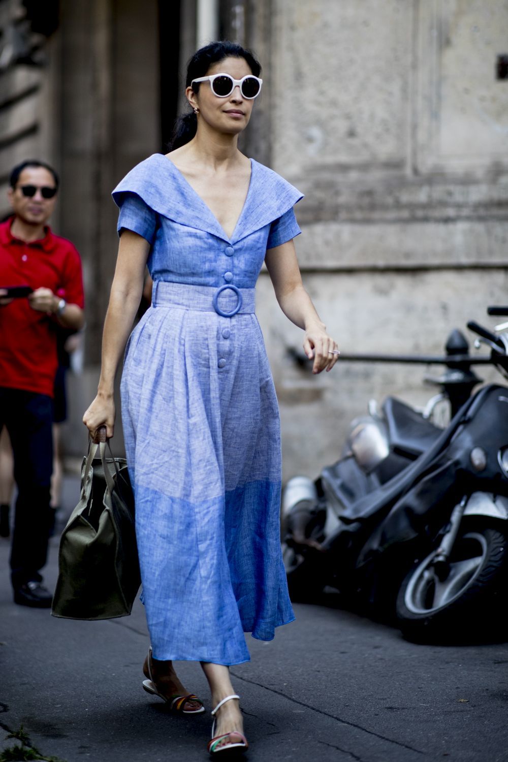 Caroline Issa | Street style en la Alta Costura: París se rinde...