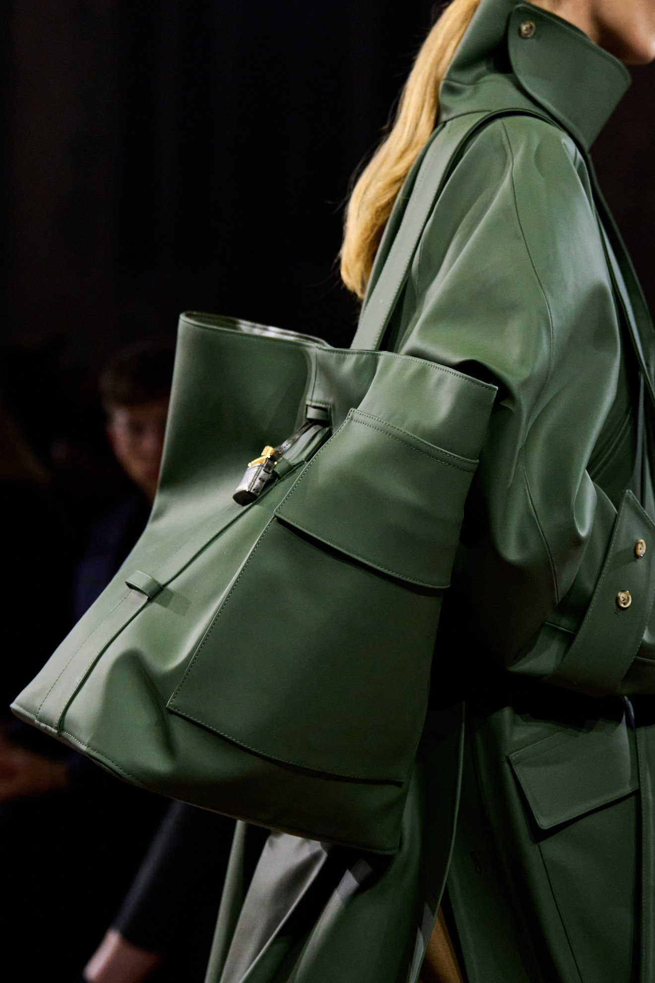 El verde: esta temporada los bolsos tendencia son de este color y se te ...
