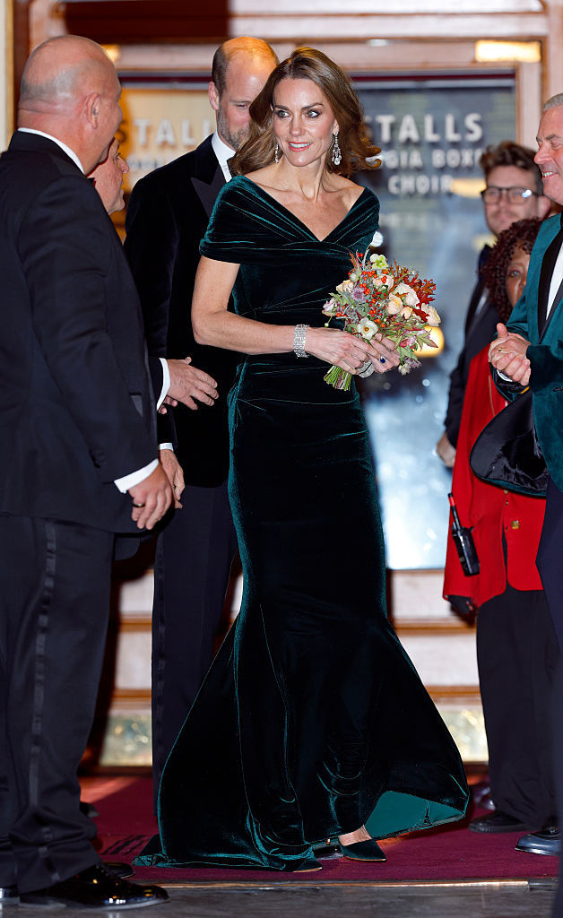 Kate Middleton sabe que no hay vestido de fiesta más elegante que el ...