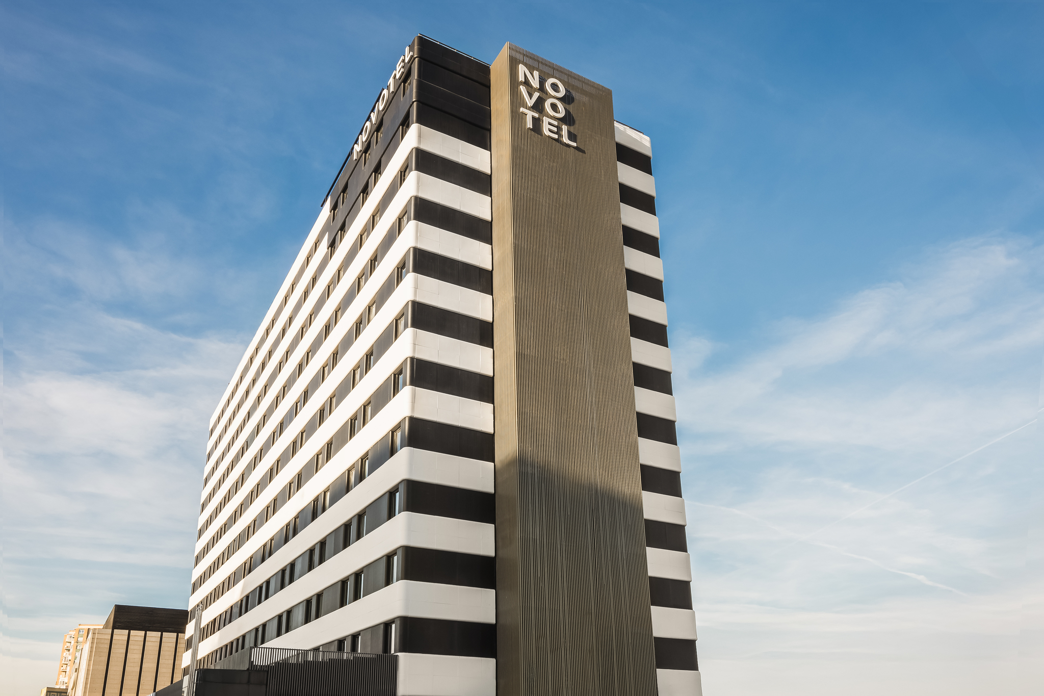 Tres hoteles donde vivir Valencia de forma exclusiva e inolvidable ...