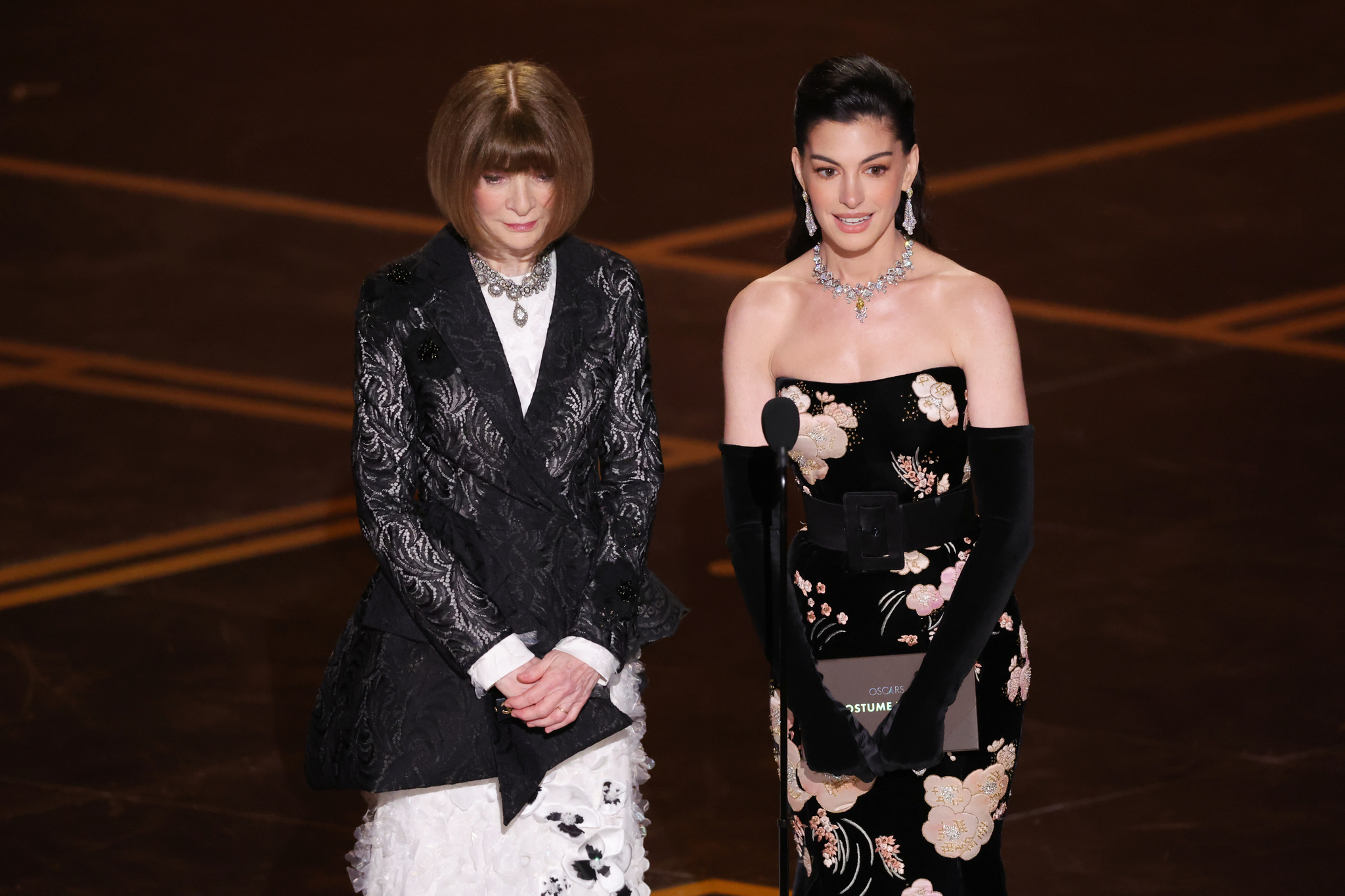 Los momentazos virales de los Oscar 2026: de la mirada de Jacob Elordi ...